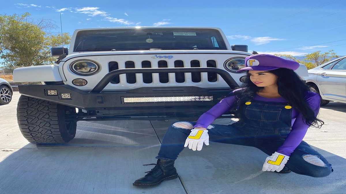 Paris Dylan: 5 quick facts about Don McLean's girlfriend - YEN.COM.GH