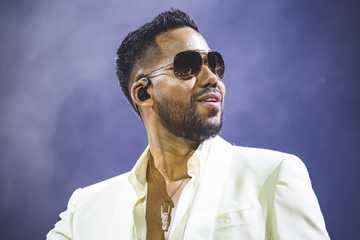 20 most famous Hispanic singers creating waves in the music industry ...