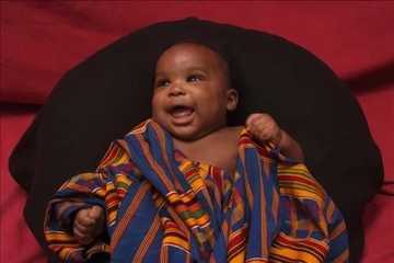 Traditional baby naming ceremony in Ghana - YEN.COM.GH