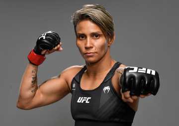 Top 20 female MMA fighters in the world: Powerful and beautiful ...