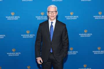 CNN Anderson Cooper's net worth and the story behind his Vanderbilt ...