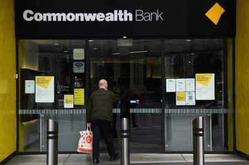 Australia's Commonwealth Bank posts record profit as rates rise - YEN ...