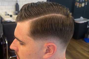30 Best hairstyles for receding hairline that are stylish and trendy ...