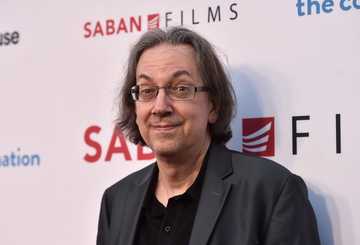 20 funniest clean comedians you need to know, ranked - YEN.COM.GH