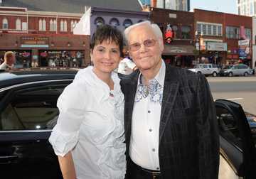 Nancy Sepulvado: What really happened to George Jones' wife? - YEN.COM.GH