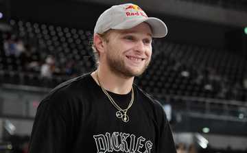 15 Most famous skateboarders: The best pro skaters in the world, ranked ...