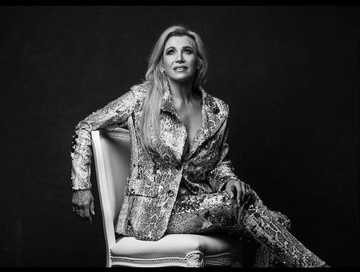 Stefani Schaefer from Fox 8: husband, daughter, net worth, updates ...