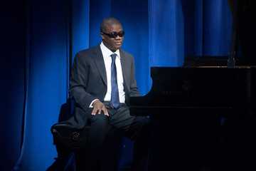 17 of the best blind singers who have succeeded in the music industry ...