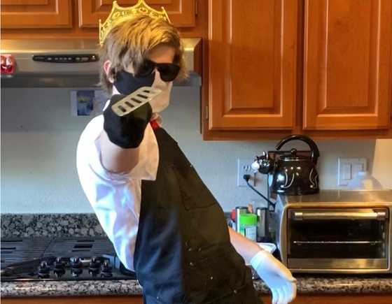 What does Ranboo look like? Ranboo's face reveal, and all you need to ...