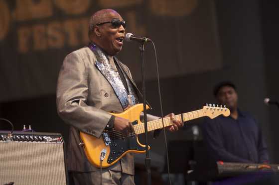 17 of the best blind singers who have succeeded in the music industry ...