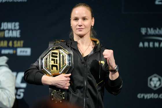 Top 20 female MMA fighters in the world: Powerful and beautiful ...