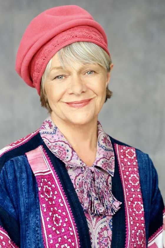 Who is the oldest living actor? 25 elderly actors still active today ...