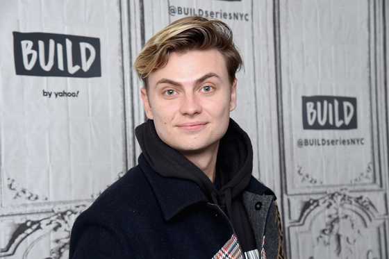 Carter Sharer: Real name, net worth, wife, family, house, facts - YEN ...