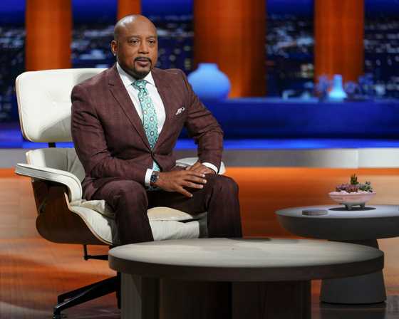 Meet the Shark Tank cast: Updated Shark Tank hosts & judges' bios - YEN ...