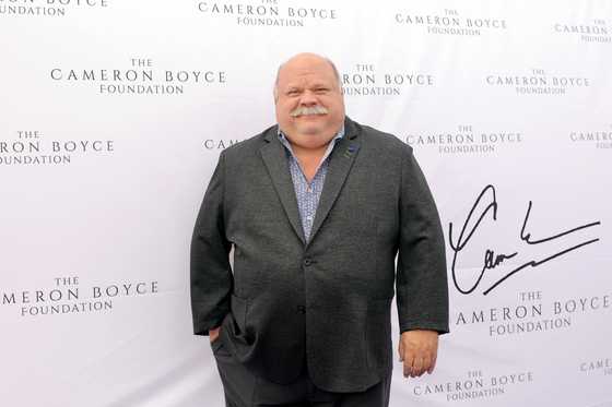 Meet Kevin Chamberlin's husband Michael Gans and their long-lasting ...