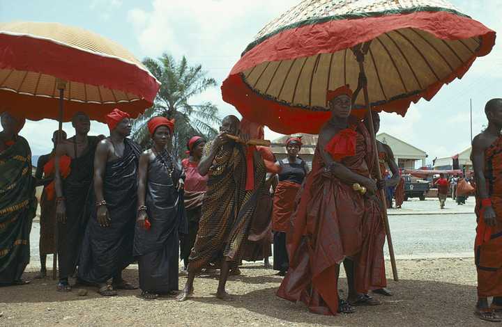 Ashanti culture, language, religion, food, rites, clothing, facts - YEN ...