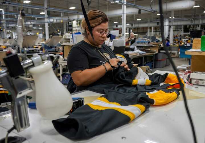 Small Quebec company dominates one part of NHL hockey: jerseys - YEN.COM.GH