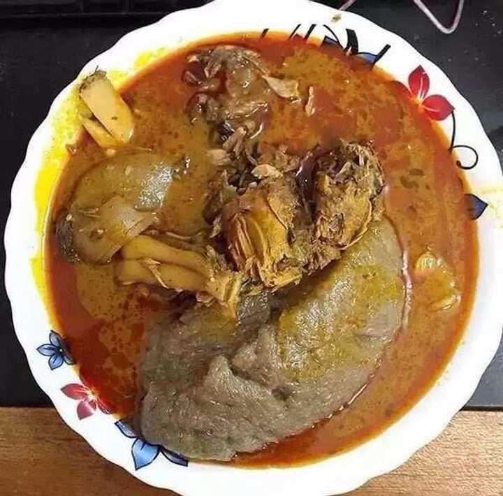How to make kokonte and groundnut soup - YEN.COM.GH