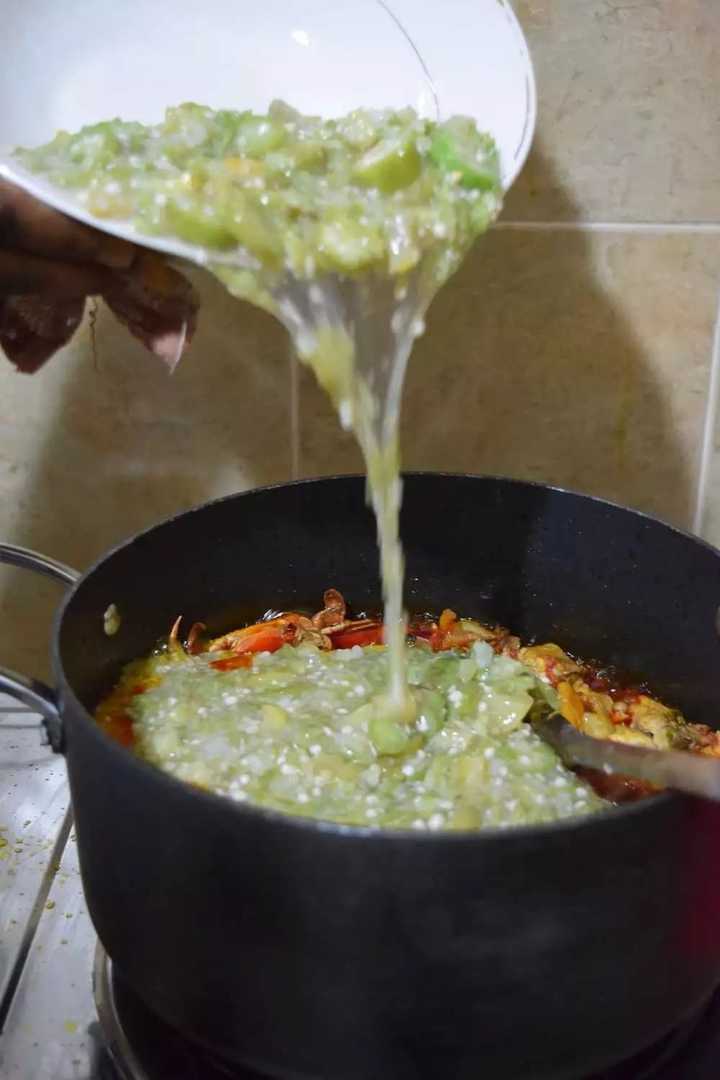 How to prepare banku and okro soup - YEN.COM.GH
