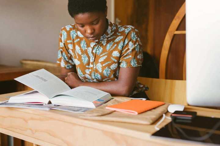 How to write a manifesto for a school prefect with a sample - YEN.COM.GH