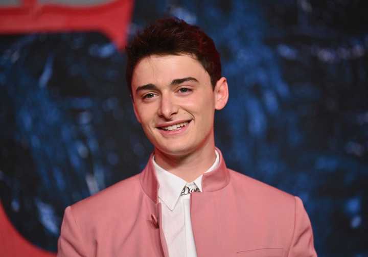 How old is Noah Schnapp? 10 Fun facts about the Stranger Things actor ...