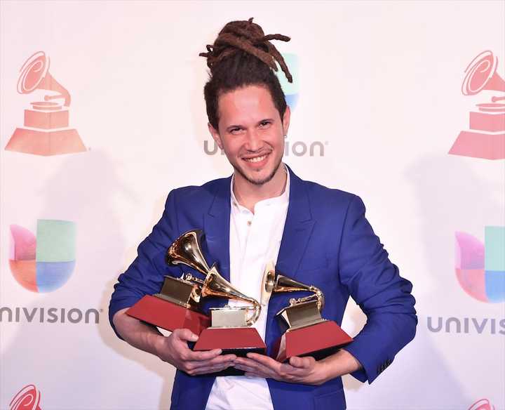 Who are the most famous Spanish singers right now? A list of the top 15 ...