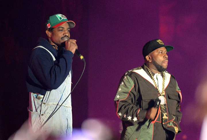 A list of 15 rappers with the most number 1 hits and their respective ...