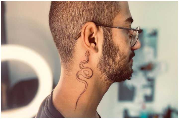 25 best neck tattoos for men: Cool and modern neck tattoo designs - YEN ...