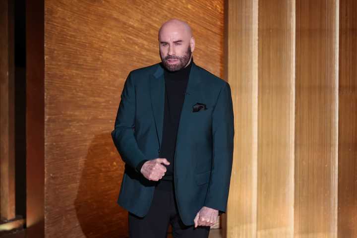 20 famous white bald actors in Hollywood who look great without their ...