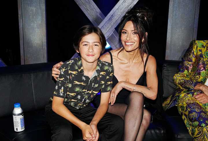 Sarah Shahi's kids and the private mom life she rarely talks about ...