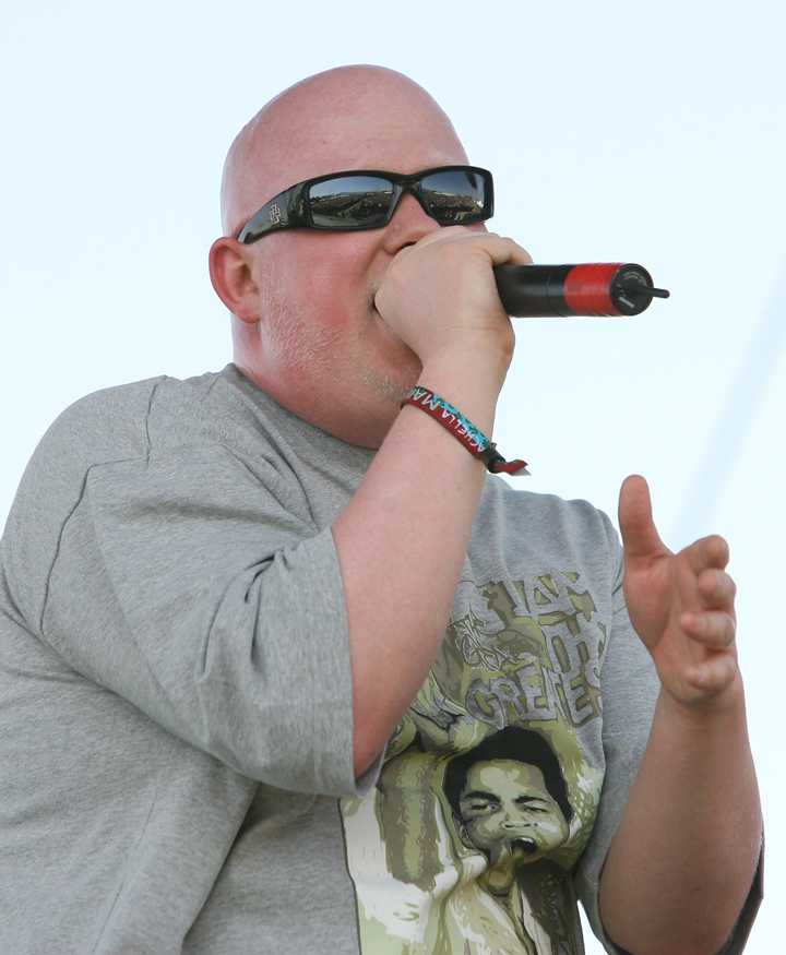 25 of the biggest white rappers of all time and their biggest hits ...