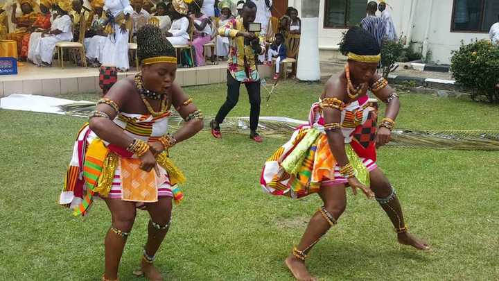 Ethnic groups in Ghana and their dances, frequently seen at traditional ...