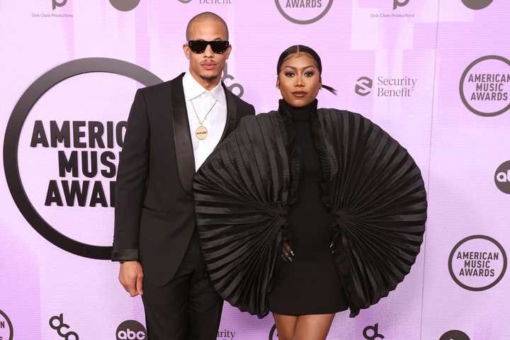 Meet Muni Long's husband: Everything we know about Raysean Hairston ...