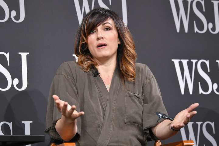 Is Andrew Huberman married? All about his love life and relationship ...