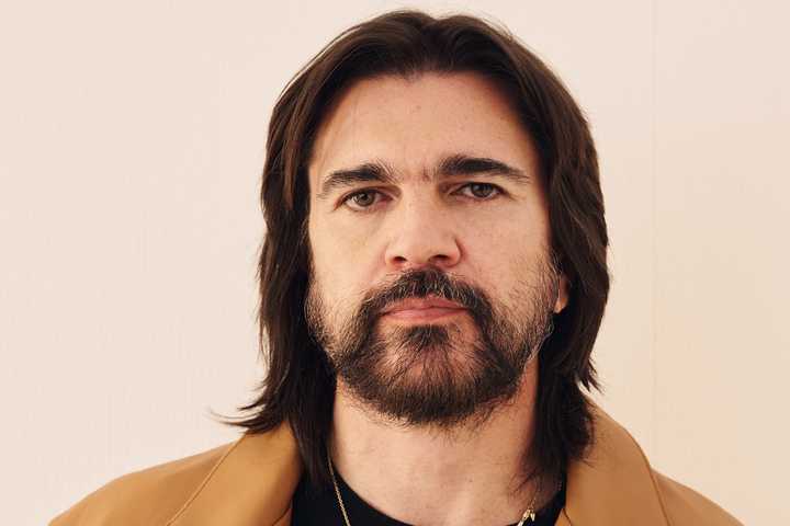 20 most famous Hispanic singers creating waves in the music industry ...