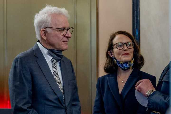 Who is Anne Stringfield? Interesting facts about Steve Martin's wife ...