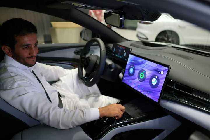 In fuel-guzzling Saudi Arabia, electric cars pique interest - YEN.COM.GH