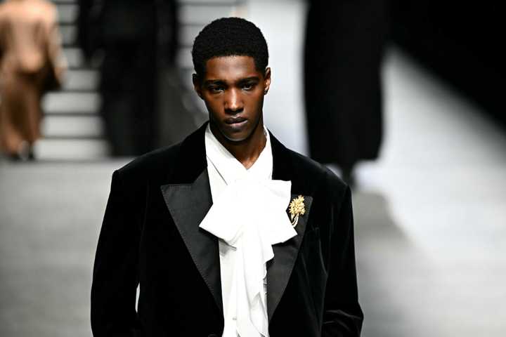 Sober and sleek elegance for Dolce & Gabbana's black-clad men - YEN.COM.GH